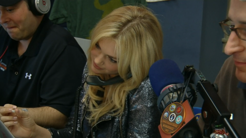 Photo Gallery of Kate Upton’s visit to the ManCave – DanPatrick.com